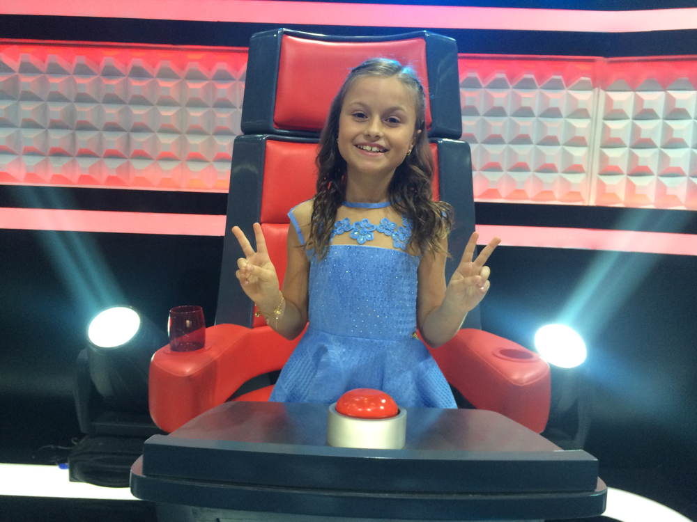 Lembra dela? Rafa Gomes, do 'The voice kids', está com 18 anos e chama ...