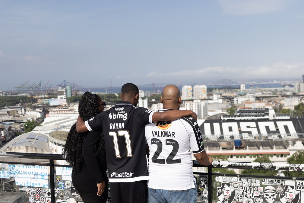 Vasco renova contrato de Rayan até 2028