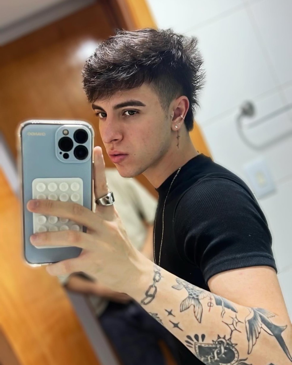 Influenciador com mais de 20 milhões de seguidores anuncia saída das ...