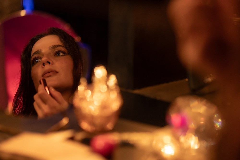 Em ‘Vale tudo’, Fernanda Marques surge na trama como jovem sedutora e ambiciosa