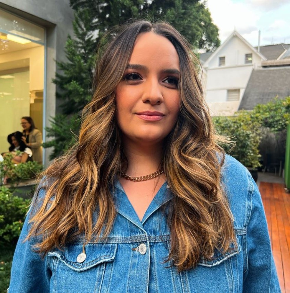 Astróloga de Anitta é acusada de plagiar conteúdo de ex-professora de ...