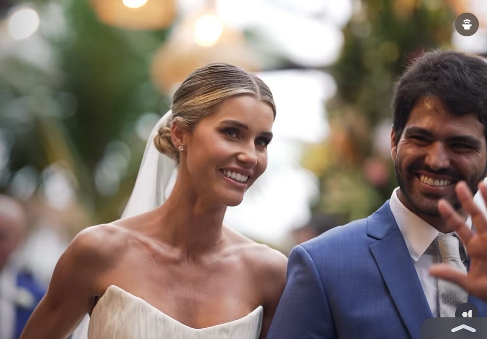 Ex de Grazi Massafera e Mariana Rios, Patrick Bulus se casa com ex de lateral que jogou no Flu