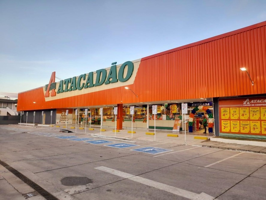 Atacadão abre mais de 5 mil vagas no país; 200 são no estado do Rio