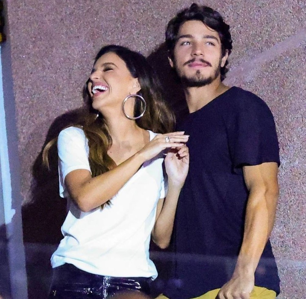 Ex do novo namorado bilionário de Mariana Rios era amiga da atriz e ...