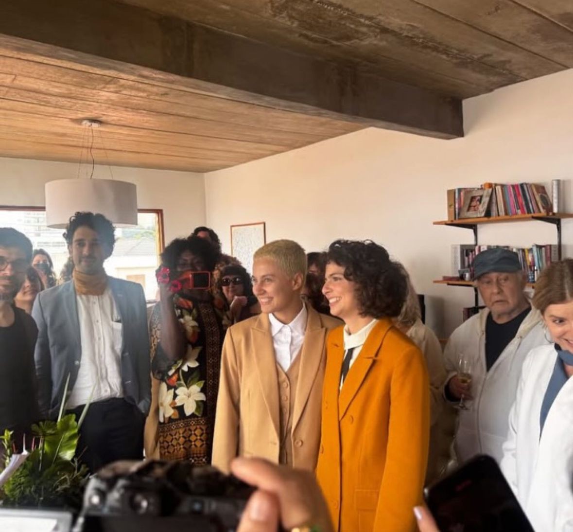 Nora de Debora Bloch celebra mês do Orgulho LGBT com filha da atriz ...