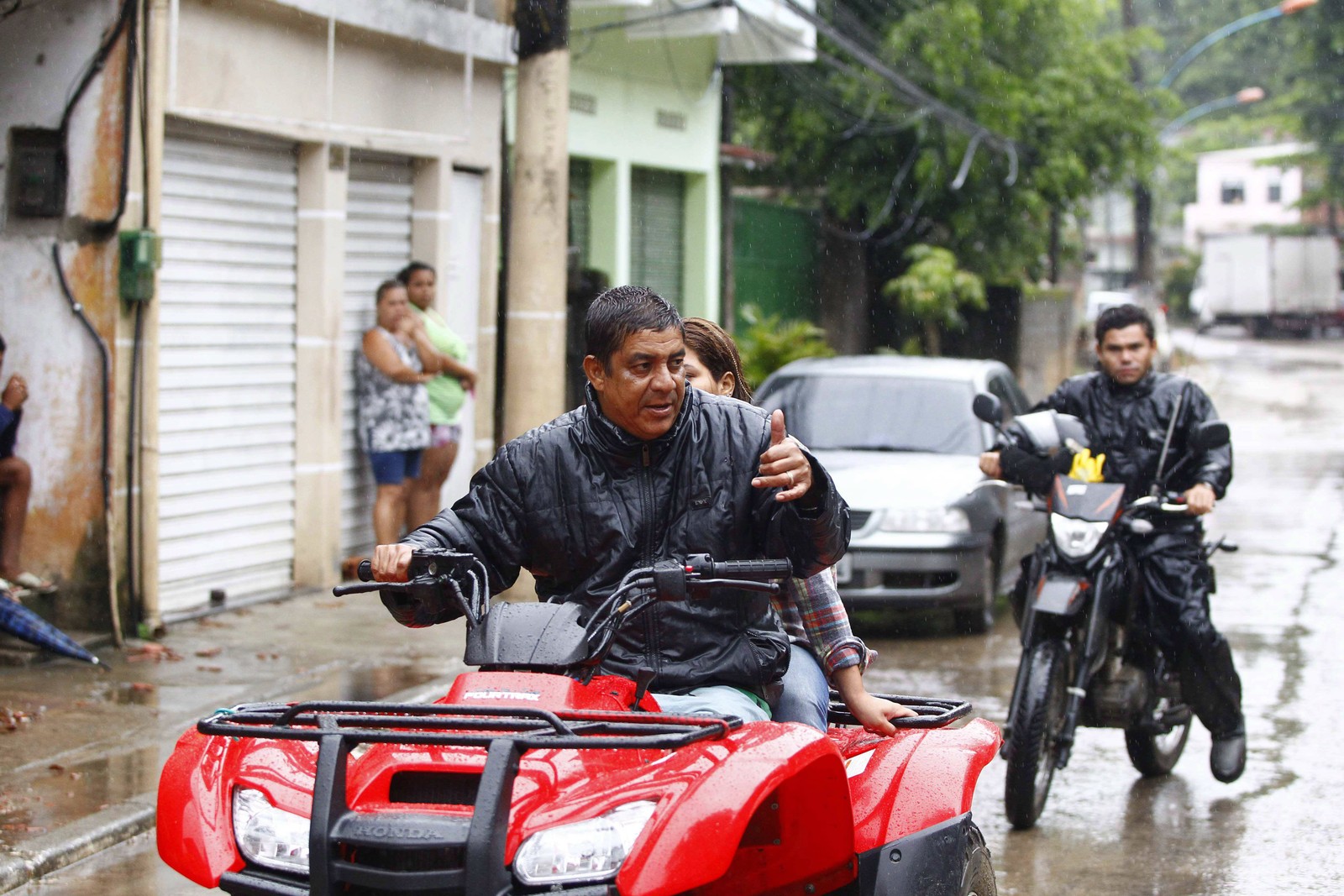Neto de Zeca Pagodinho, Noah debuta na carreira musical, e o bamba ...