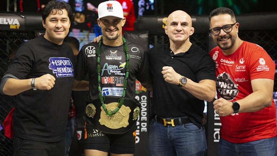 Kaynan ‘Bahia’ mantém o cinturão peso leve do Jungle Fight