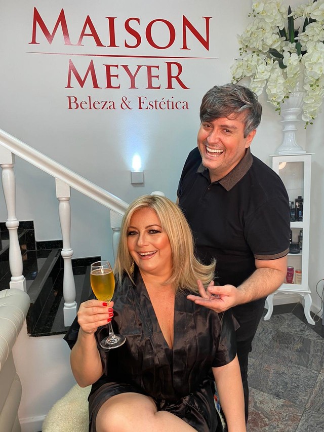 Regininha Poltergeist passa por transformação após receber alta de ...