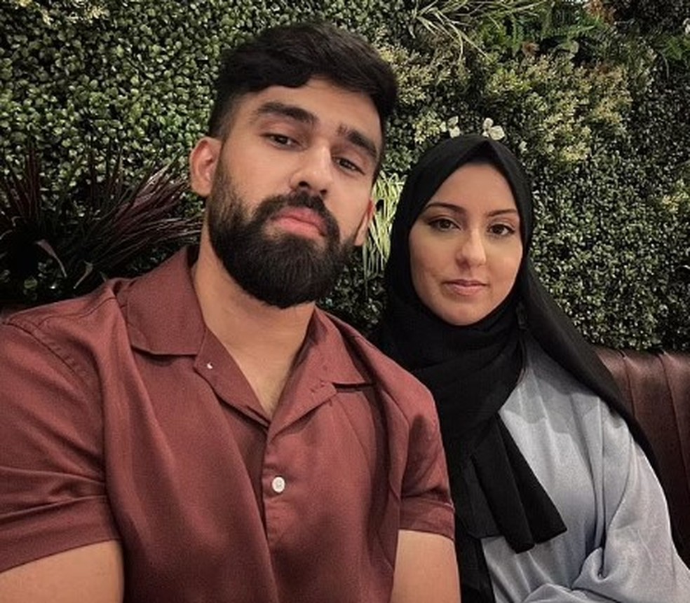 Britânica admite ter se casado por interesse e exige 'prêmio' de R$ 22 ...