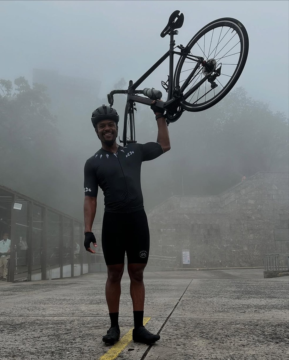 Destaque em 'Mania de você', David Junior celebra seu primeiro papel ...
