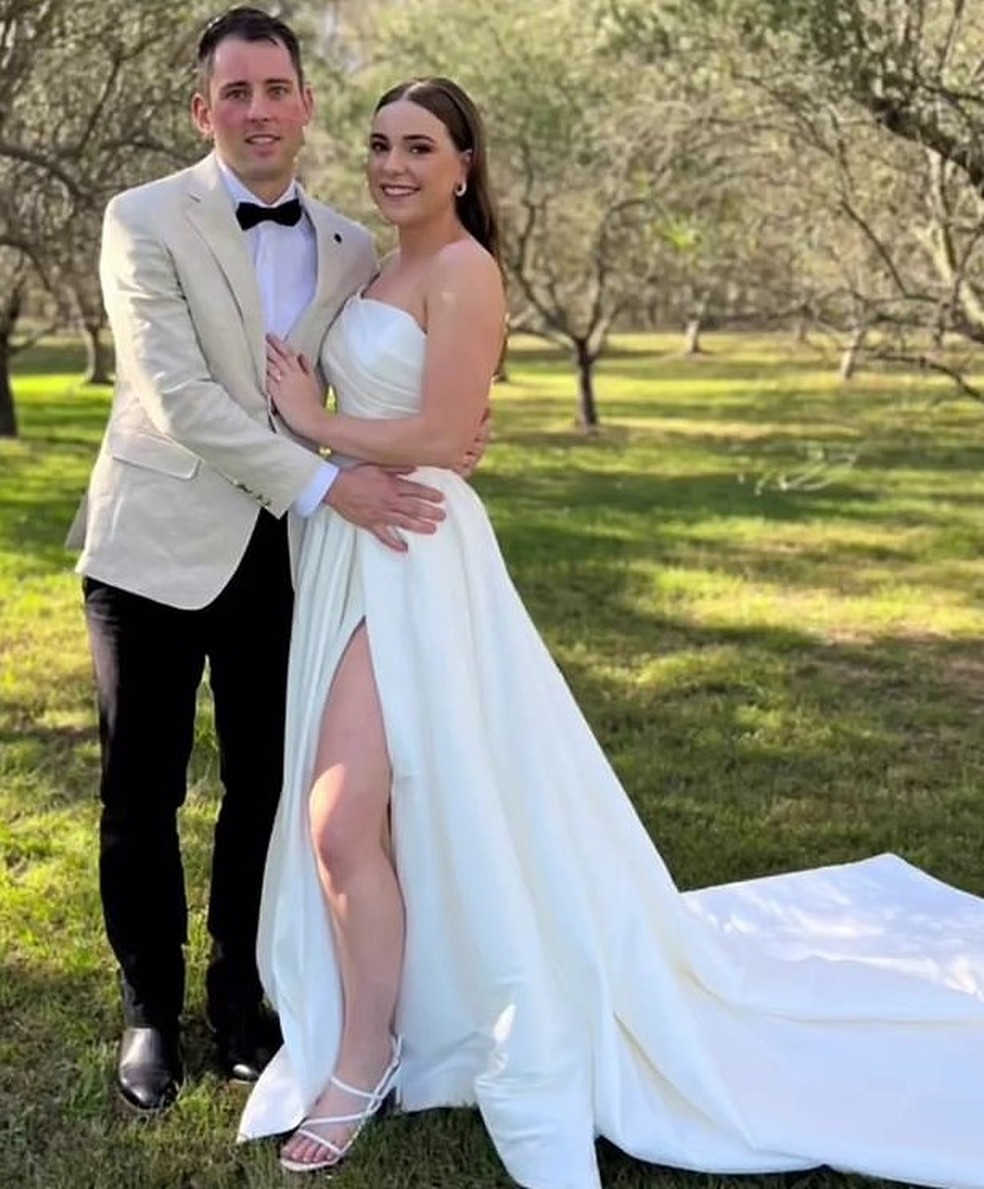 Acidente mata dez convidados horas após casamento na Austrália