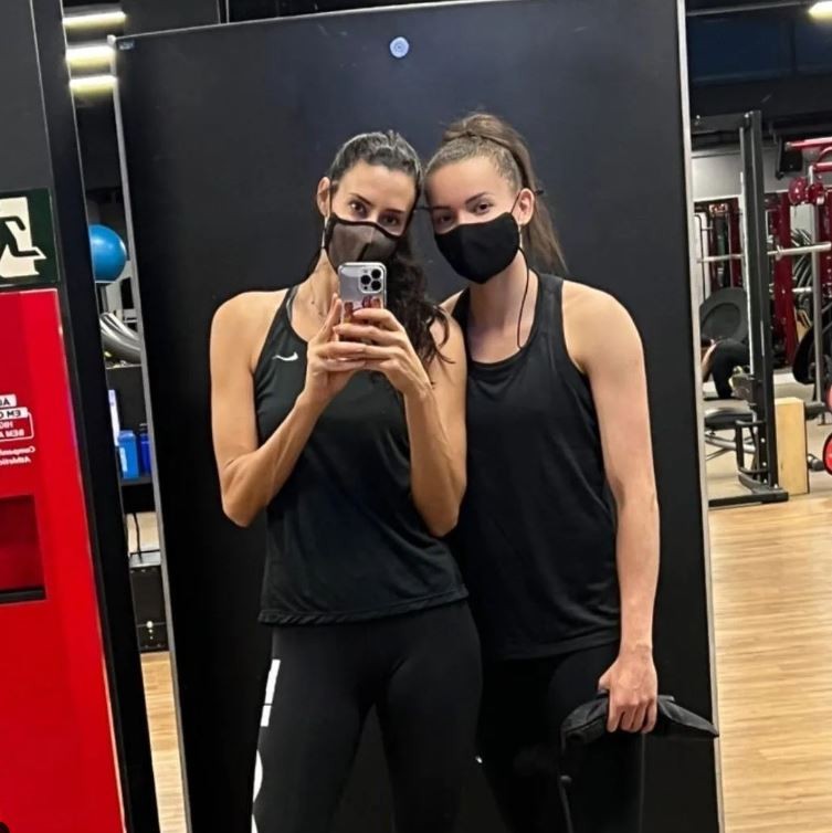 Sheilla Castro e Gabi Guimarães mantêm namoro discreto na seleção ...