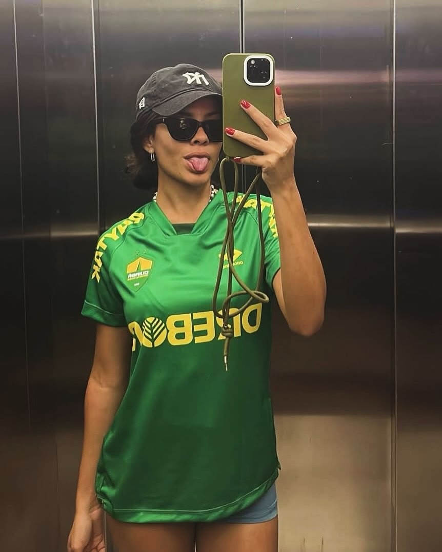 Nos resumos de ‘Vale tudo’, Ivan decepciona Heleninha ao apresentar ...