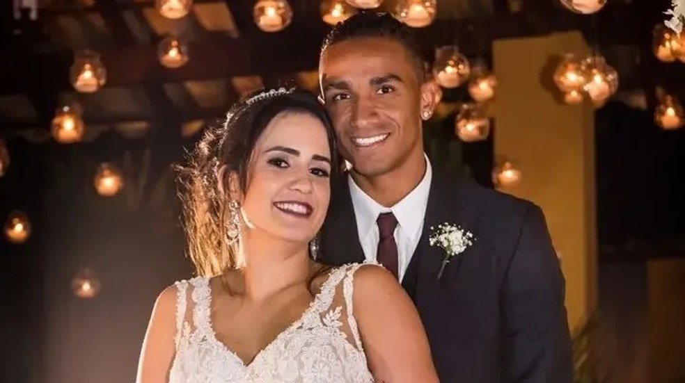 Nova estrela do Flamengo, Danilo é casado há 15 anos com empresária que ...