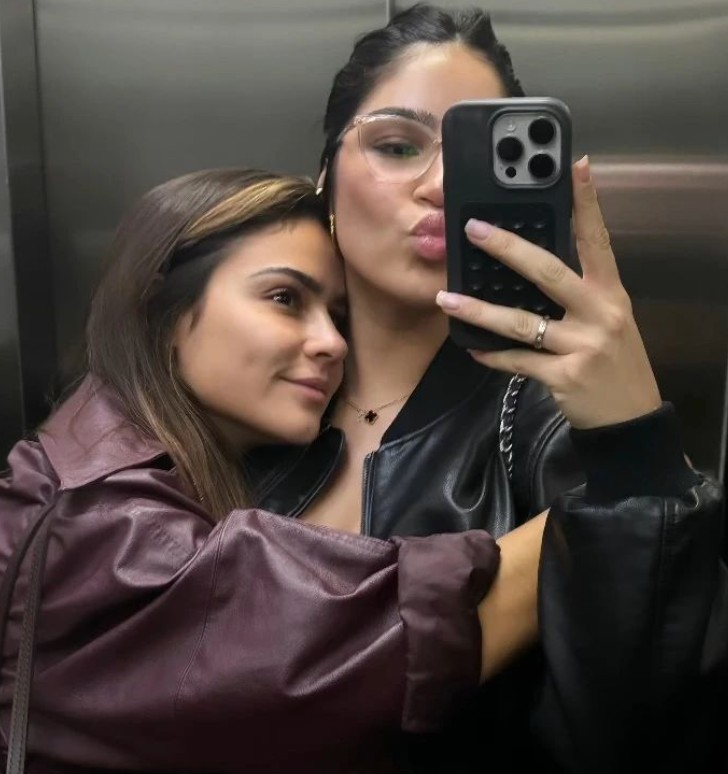 Gêmeas? Irmã de Giullia Buscacio, de 'Renascer', mora na Espanha e tem ...