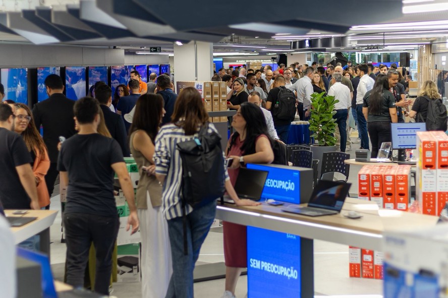 Vai às compras? Temporada de liquidações já começou em shoppings e ...
