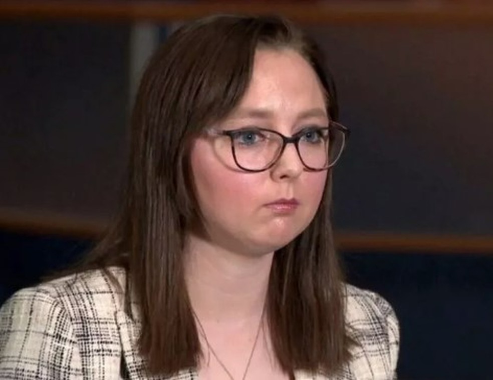 Ex-policial acusada de ter casos sexuais com seis colegas de farda ...