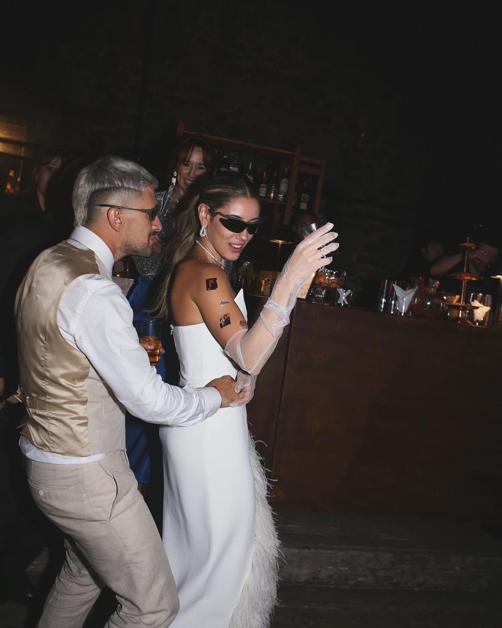 Em comemoração ao Valentine's Day, Arrascaeta e Camila Bastiani abrem ...