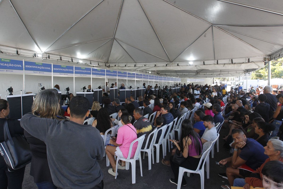 Emissão de identidade e CNH: programa levará serviços do Detran RJ a ...