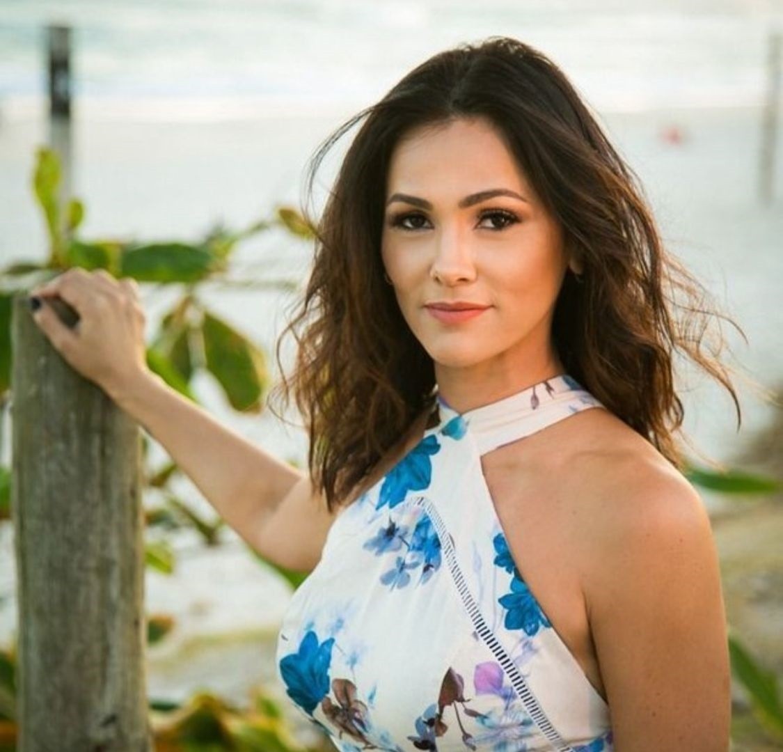Depois de separação, Suzana Alves se apega à fé e enfrenta crise ...