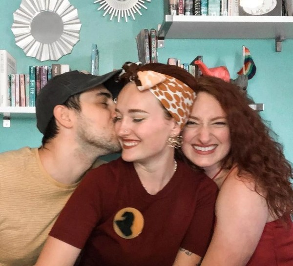 Trisal revela a 'única coisa' que provoca ciúme na relação