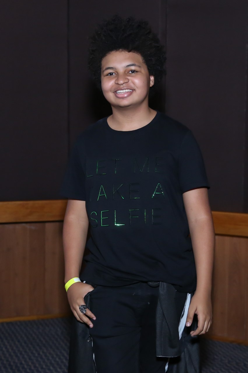 Aos 20 anos, JP Rufino surpreende com novo visual: 'Um belo dia resolvi ...