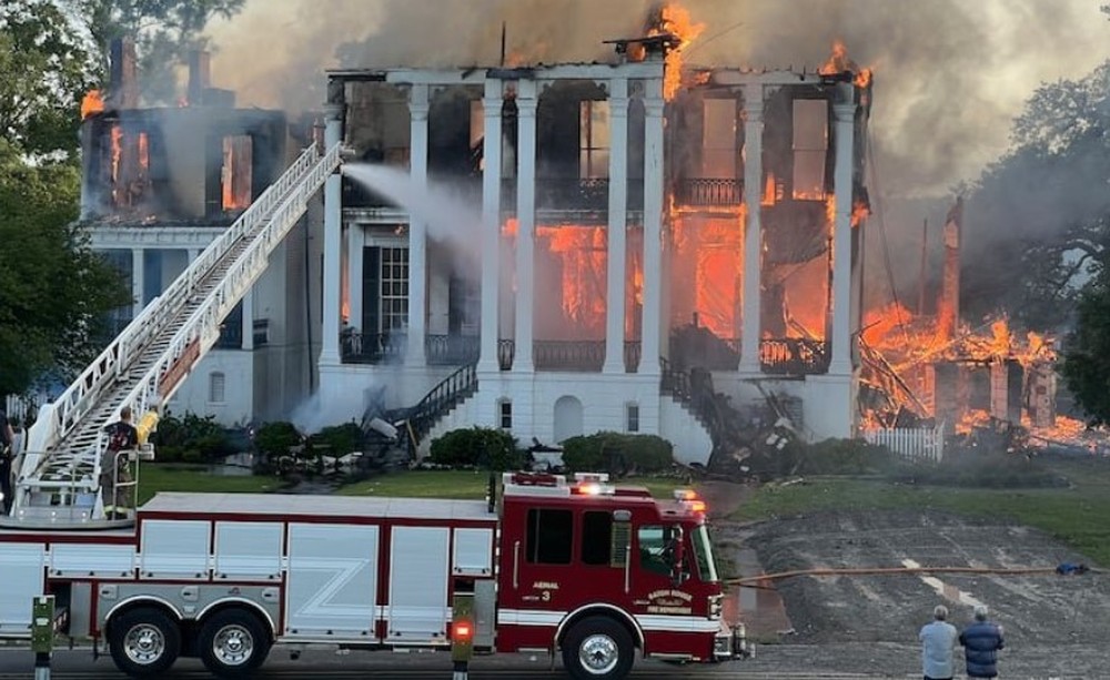 Maior mansão histórica do Sul dos EUA, com 165 quartos, é destruída por ...