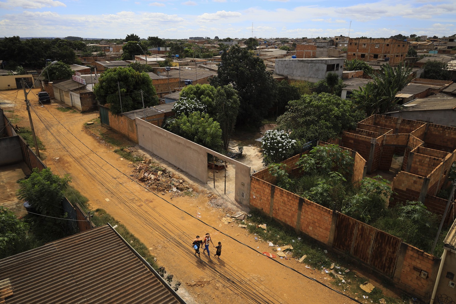 Favela Sol Nascente, em Brasília, ultrapassa a Rocinha como a maior do país