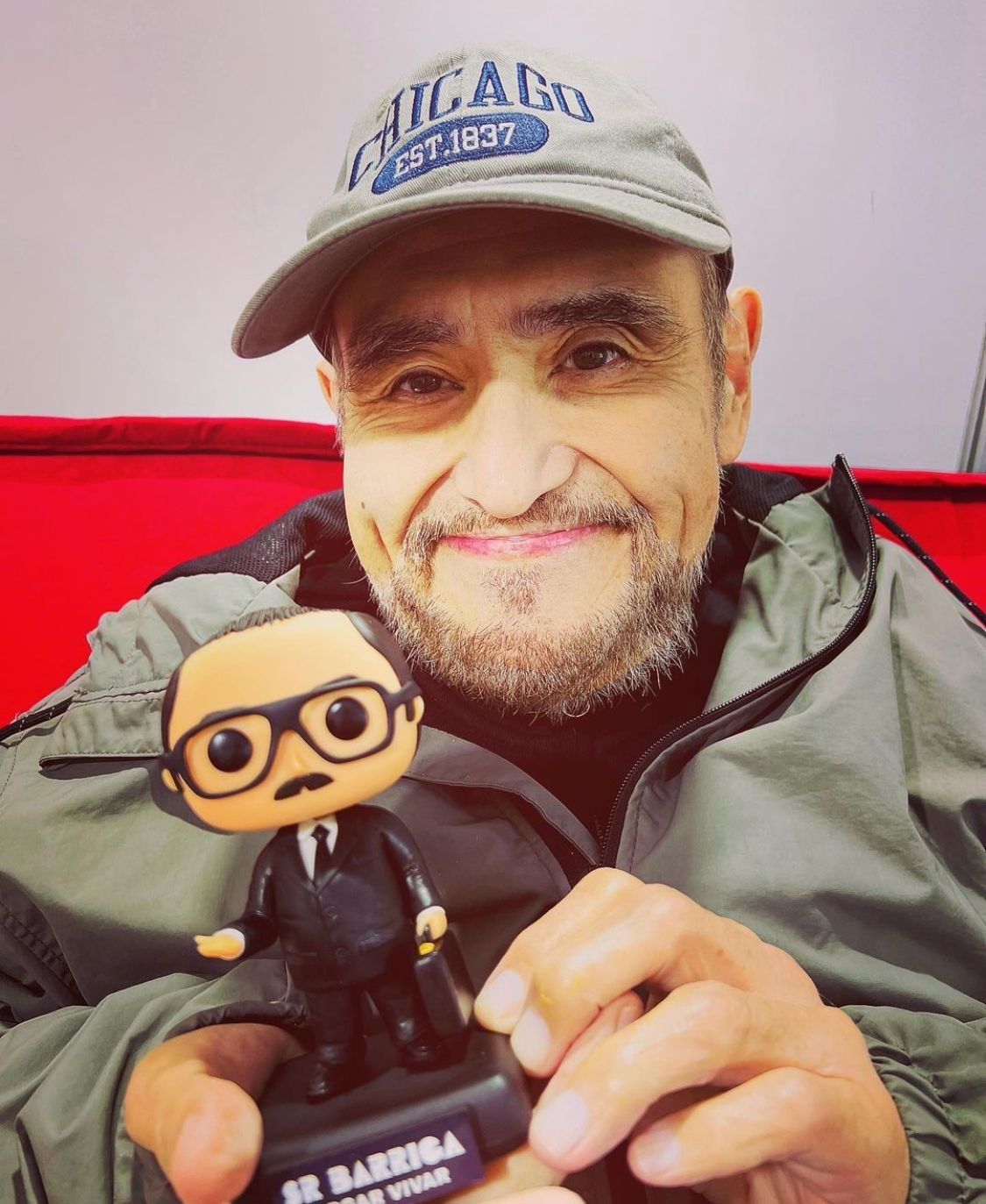 Intérpretes de Chiquinha e Seu Barriga se emocionam em reencontro; vídeo