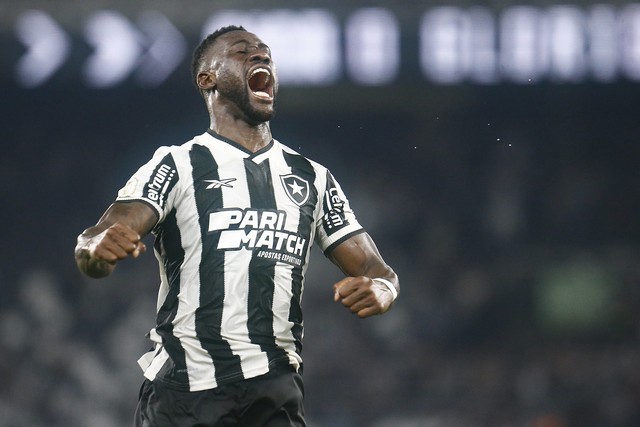 Como o Botafogo descobriu Bastos? Entenda contratação de zagueiro que ...