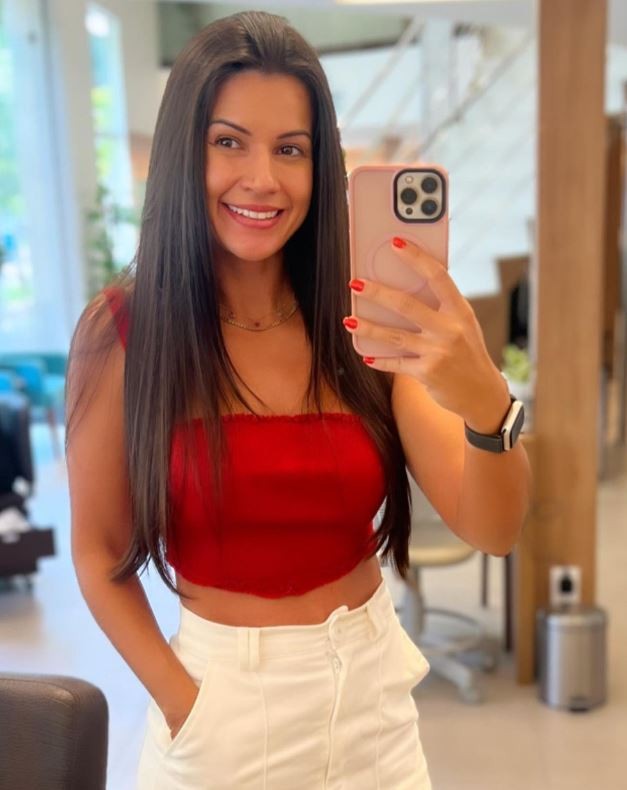 Nora de Tite, Fernanda Bachi ganha torcida do Flamengo e posto de nova ...