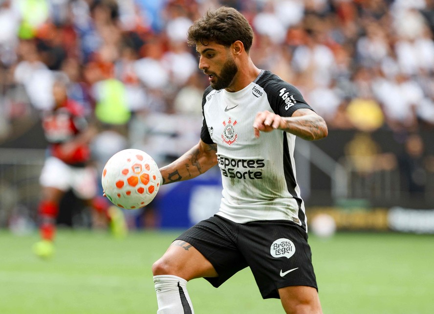 Flamengo é superado pelo Corinthians e perde título da Supercopa