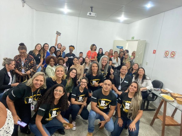 Projeto no Rio ajuda vítimas de violência doméstica nos Estados Unidos