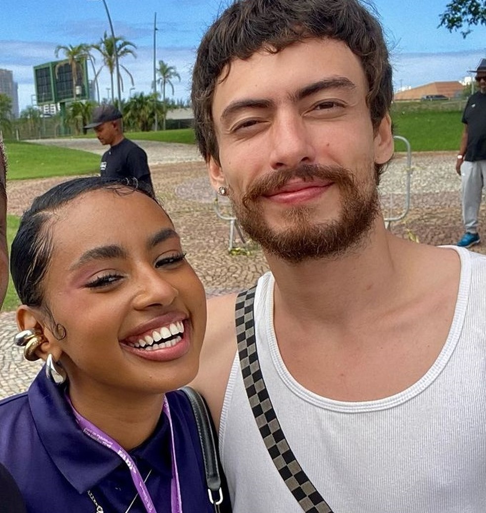 Em ‘Mania de você’, Iberê assume paternidade após passagem de tempo na ...