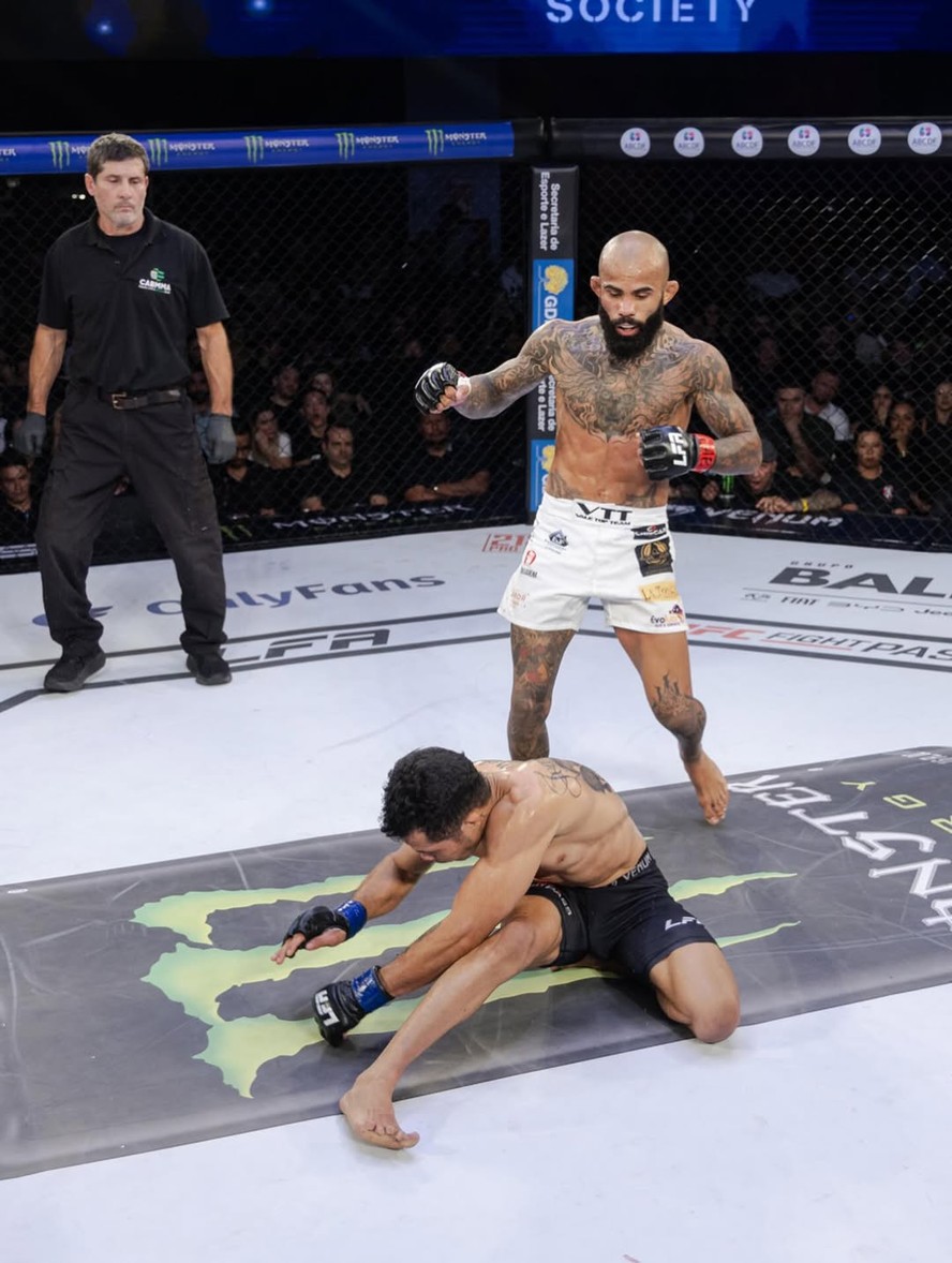 Marcos ‘Tailandês’ mantém cinturão com nocaute brutal no LFA 212; card em Brasília tem show de ...