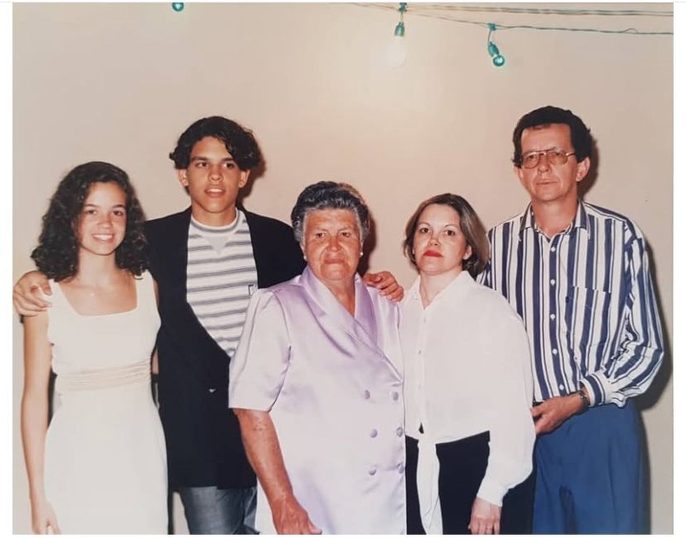 Em 'Vale tudo', empregada se une a Fátima para descobrir segredo de ...