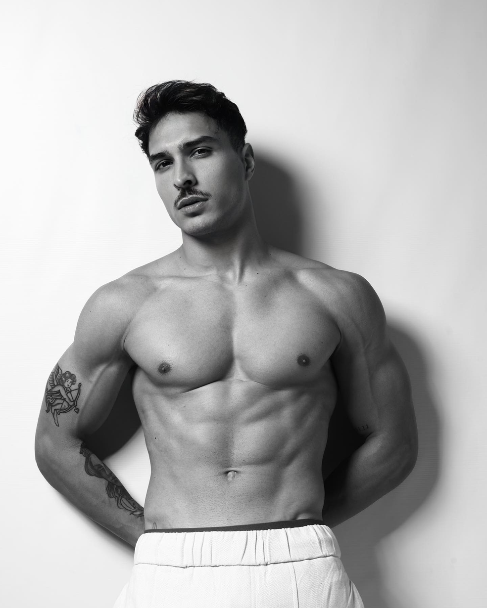 É ele! Alane viveu romance com cantor paulista de 30 anos antes de ...