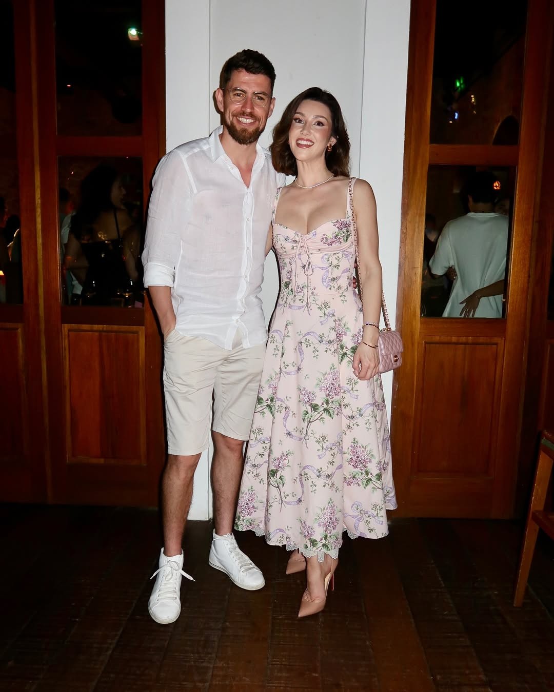 Nova musa do Flamengo, mulher de Jorginho posta hino e bandeira do ...