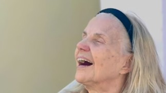 Nova moradora do Retiro dos Artistas, atriz e ex-vedete Íris Bruzzi ...