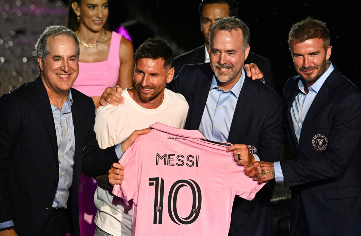 Lionel Messi é apresentado no Inter Miami com grande festa: 'Sigo ...