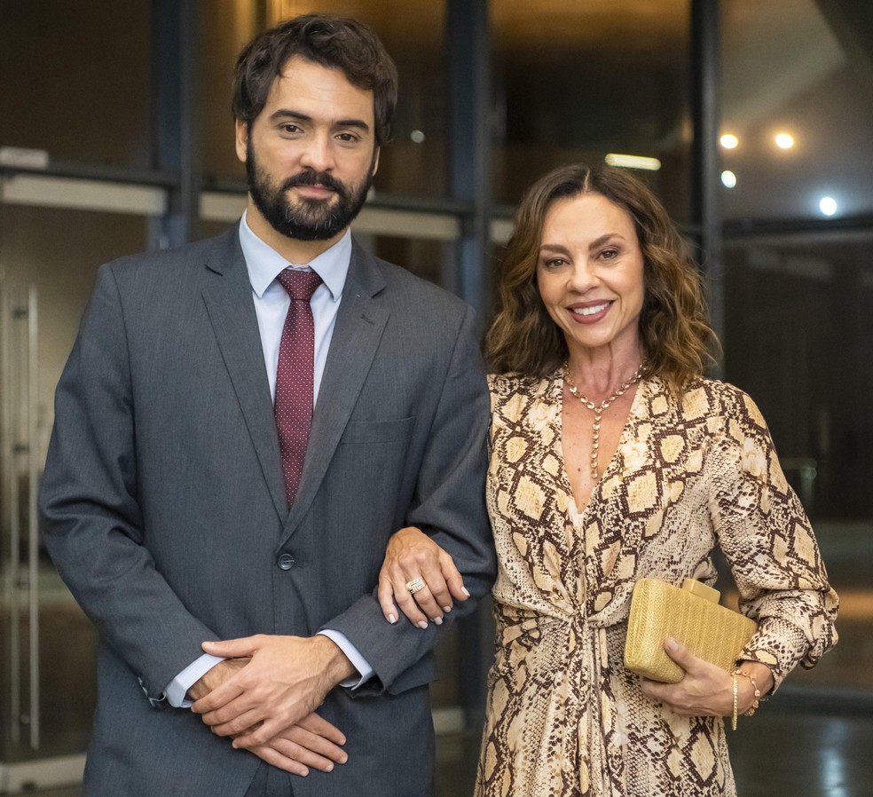 Em ‘Três Graças’, José Maria é preso após armação de Ferette e Xênica ...