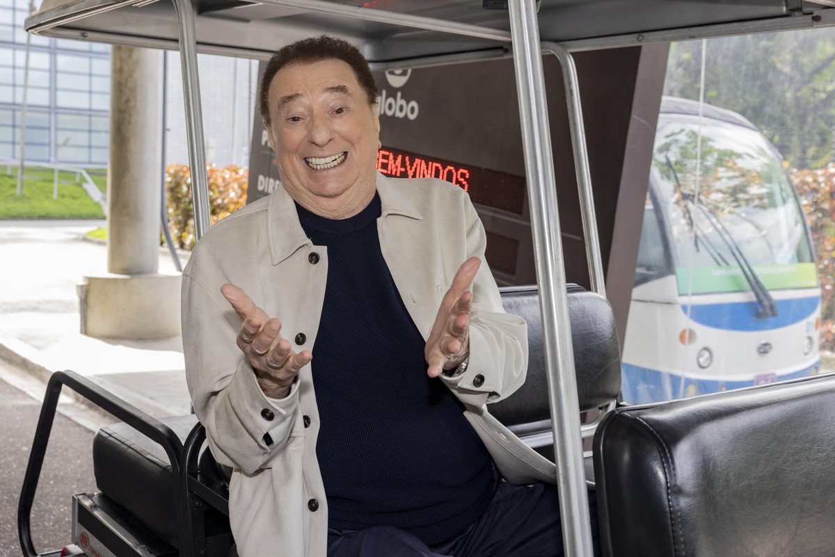 Como está Raul Gil? Apresentador é internado após sentir indisposição ...
