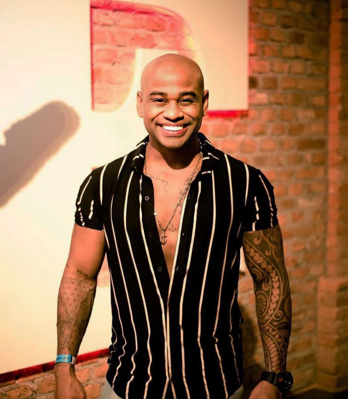 Ex-BBB Cezar Black diz que recebeu proposta para entrar em site adulto ...