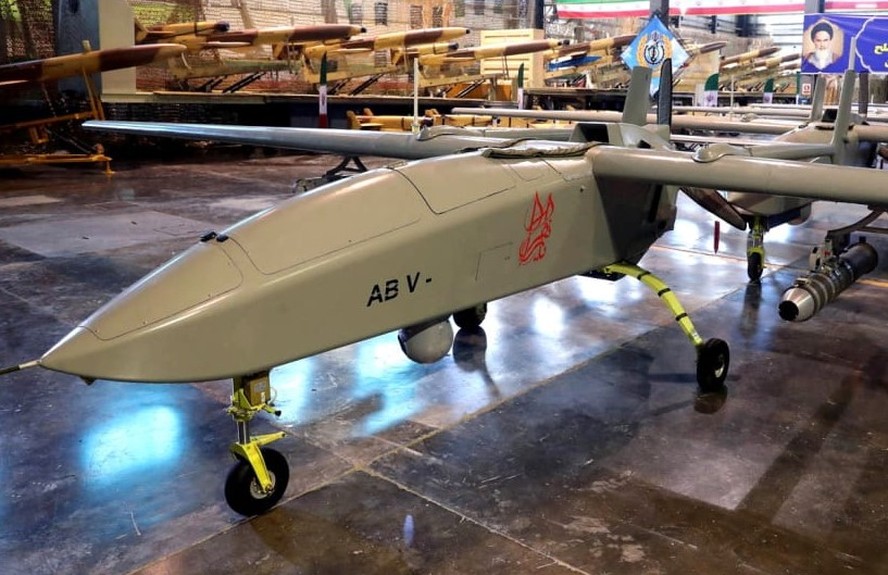 Irã apresenta drone turbinado 'Gaza', que pode levar até 13 bombas e ...