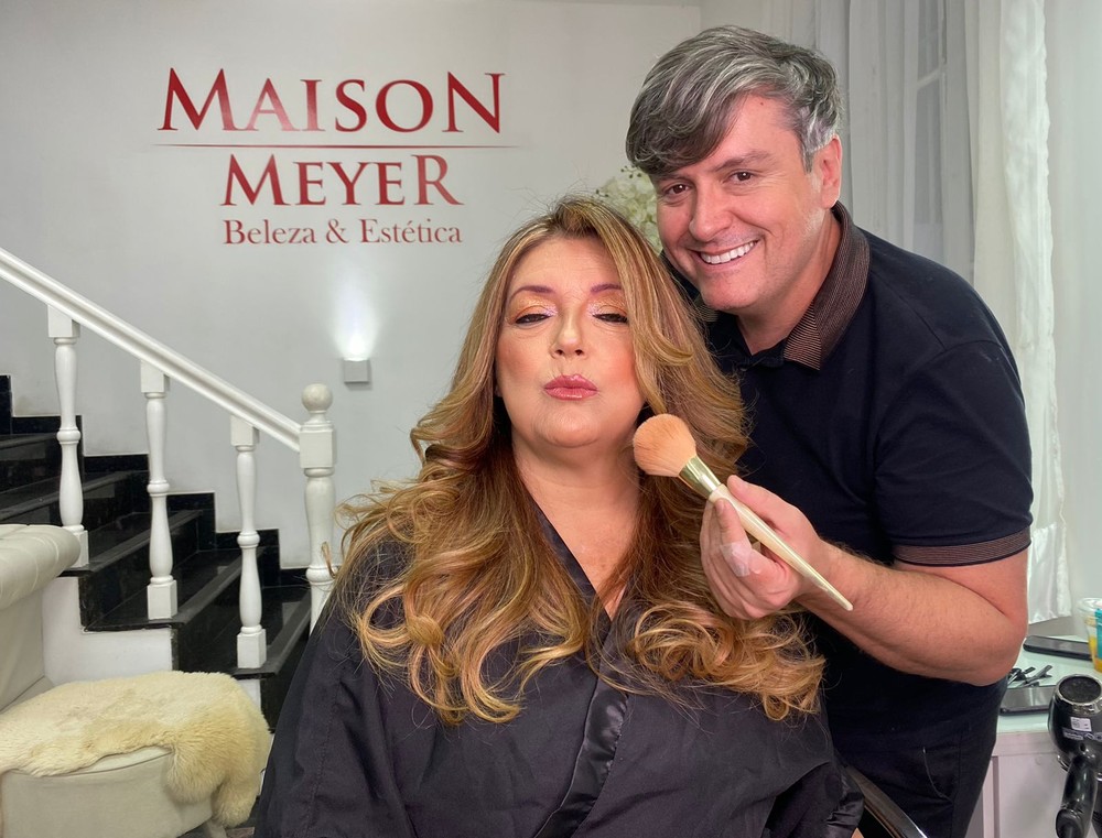 Regininha Poltergeist passa por transformação após receber alta de ...