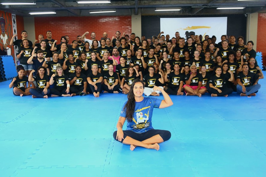 Projeto no Rio ajuda vítimas de violência doméstica nos Estados Unidos