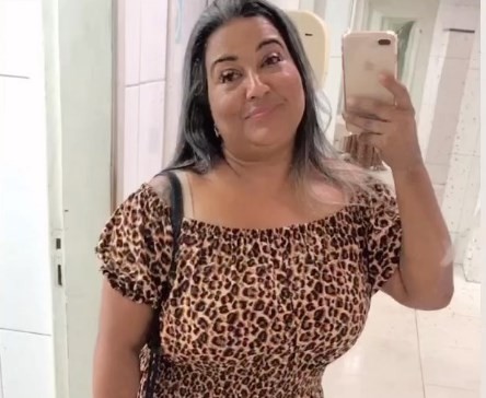 Após 20 anos, veja por onde anda a ex-babá Cida, primeira mulher campeã ...