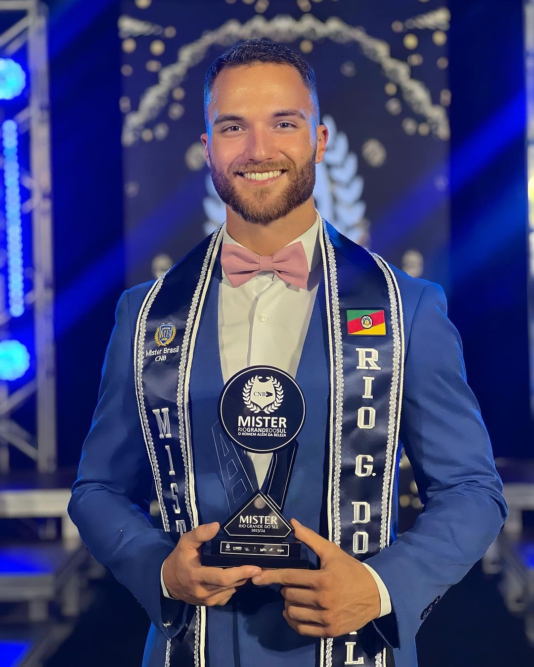 Novo Mister Brasil, gaúcho Matheus Maia tem irmão gêmeo e juntos já ...