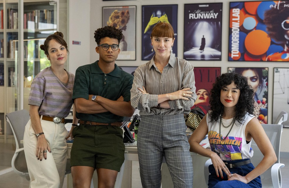 Atriz de ‘Vale tudo’ exibe novo visual no remake após passar por ...