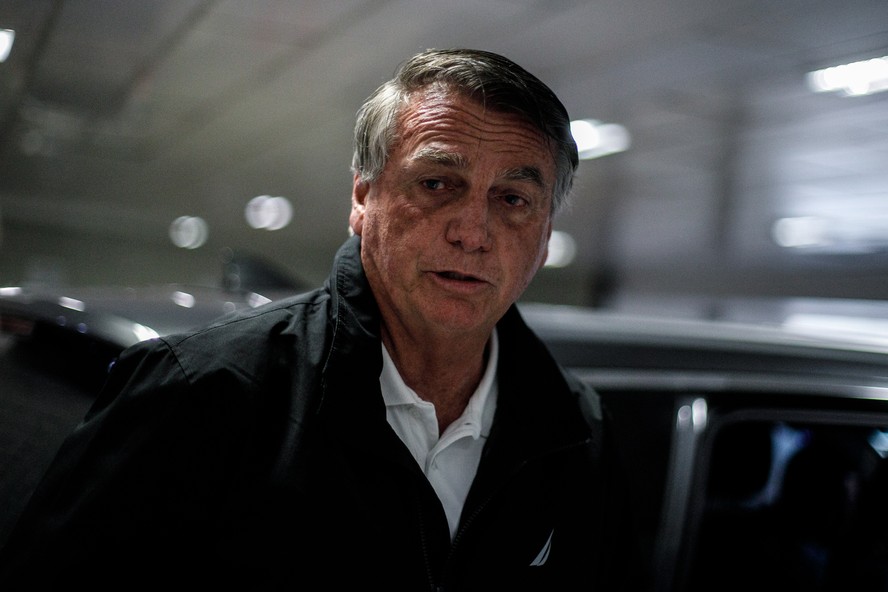 Bolsonaro Ataca Moraes Após Ser Indiciado Por Tentativa De Golpe Pela